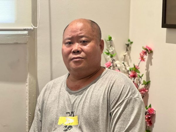 Sandwiched between three generations, Mr Fu is no longer able to ...